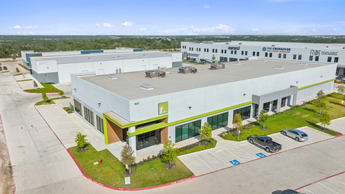 Cadence McShane Completes Scottsdale Crossing E & F in Cedar Park ...